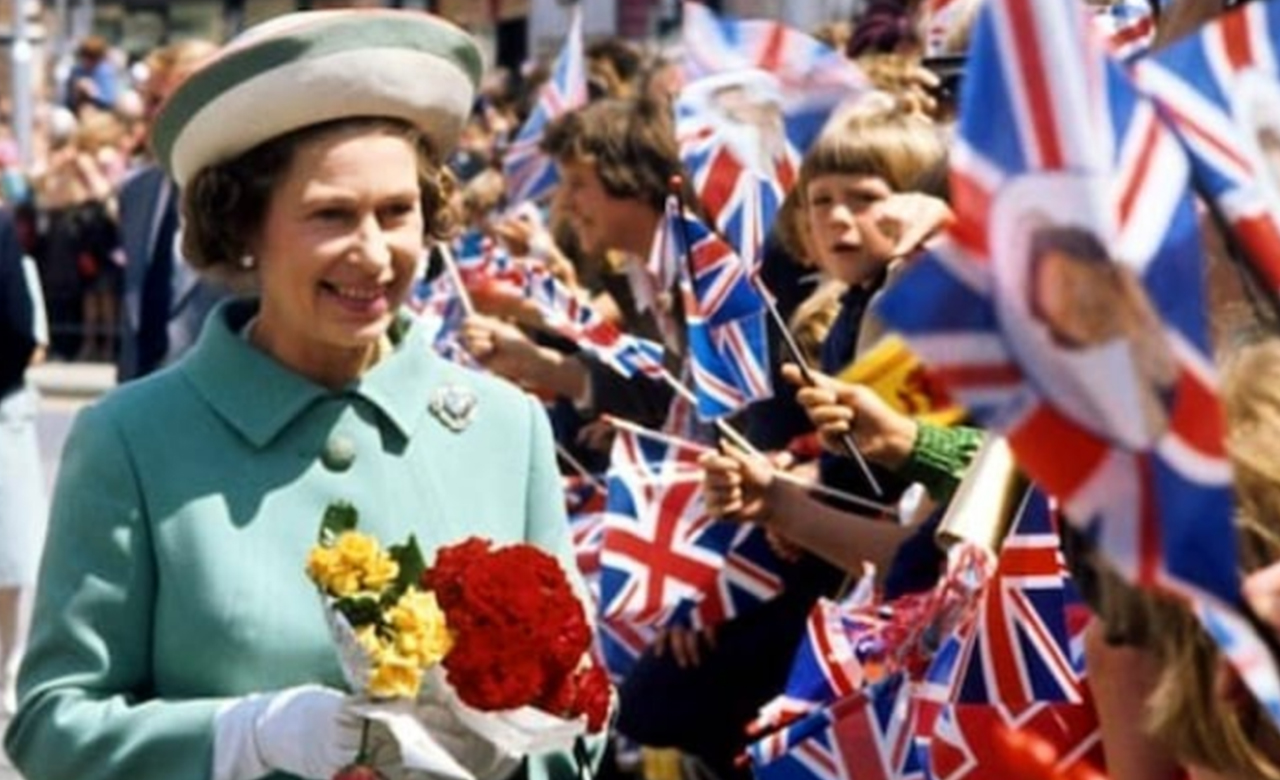 What Does It Mean To Be Royalty? Facts About The British Royal Family ...