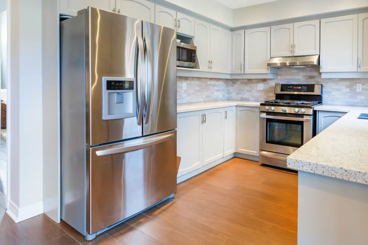 4 Fridges for Modern Kitchens - Wiseranker